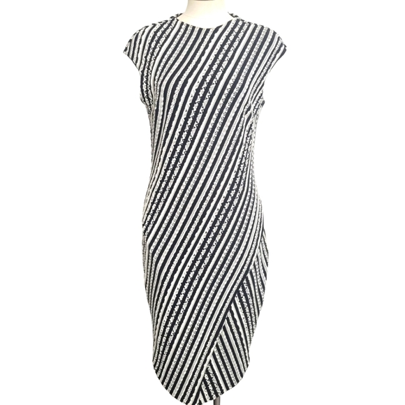 Meru Merus | Dresses | Meru Merus Bodycon Haute Couture Black Strip ...